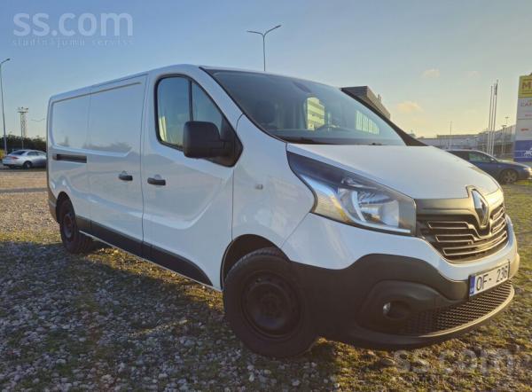 Renault Trafic 2019 in Liepaja on AUTOMOTO.COM.LV White Renault Trafic 2019 in Liepaja, with an engine capacity of 1.60 L and mileage of 216 thousand km for 8950 €, photo 1 on AUTOMOTO.COM.LV