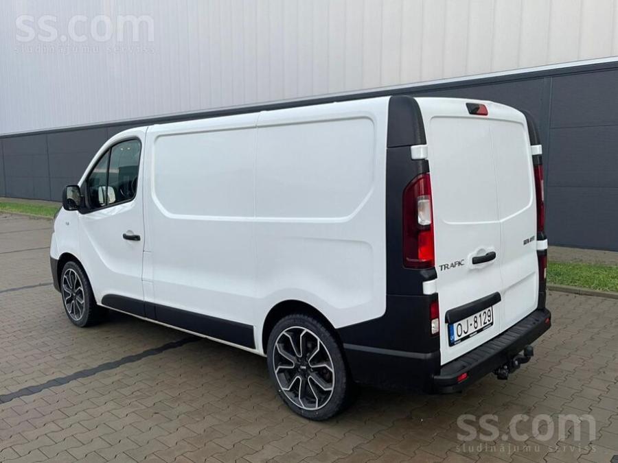 Balts Renault Trafic 2020 Rīga, ar dzinēja tilpumu 2.00 L un nobraukumu 105 tūkst. km par 16500 €, foto 6 vietnē AUTOMOTO.COM.LV