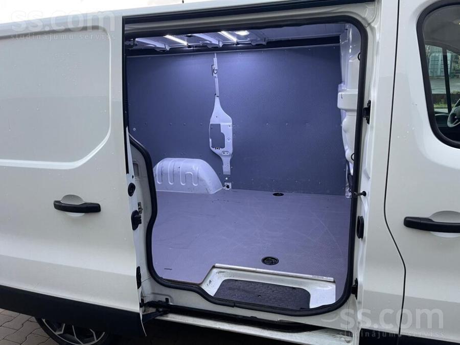 Balts Renault Trafic 2020 Rīga, ar dzinēja tilpumu 2.00 L un nobraukumu 105 tūkst. km par 16500 €, foto 7 vietnē AUTOMOTO.COM.LV