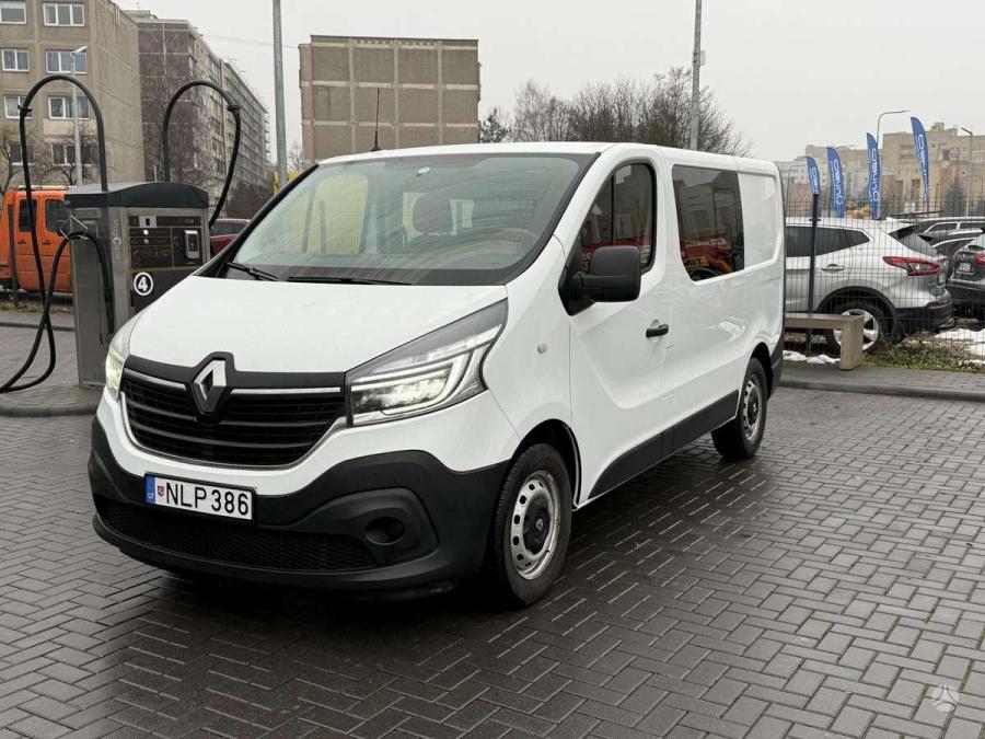 White Renault Trafic 2020 in Kaunas, with an engine capacity of 2.00 L and mileage of 117 thousand km for 16500 €, photo 1 on AUTOMOTO.COM.LV