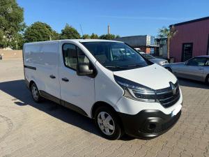 Balts Renault Trafic 2020 Kauņa, ar dzinēja tilpumu 1.60 L un nobraukumu 270 tūkst. km par 5450 €, foto  vietnē AUTOMOTO.COM.LV