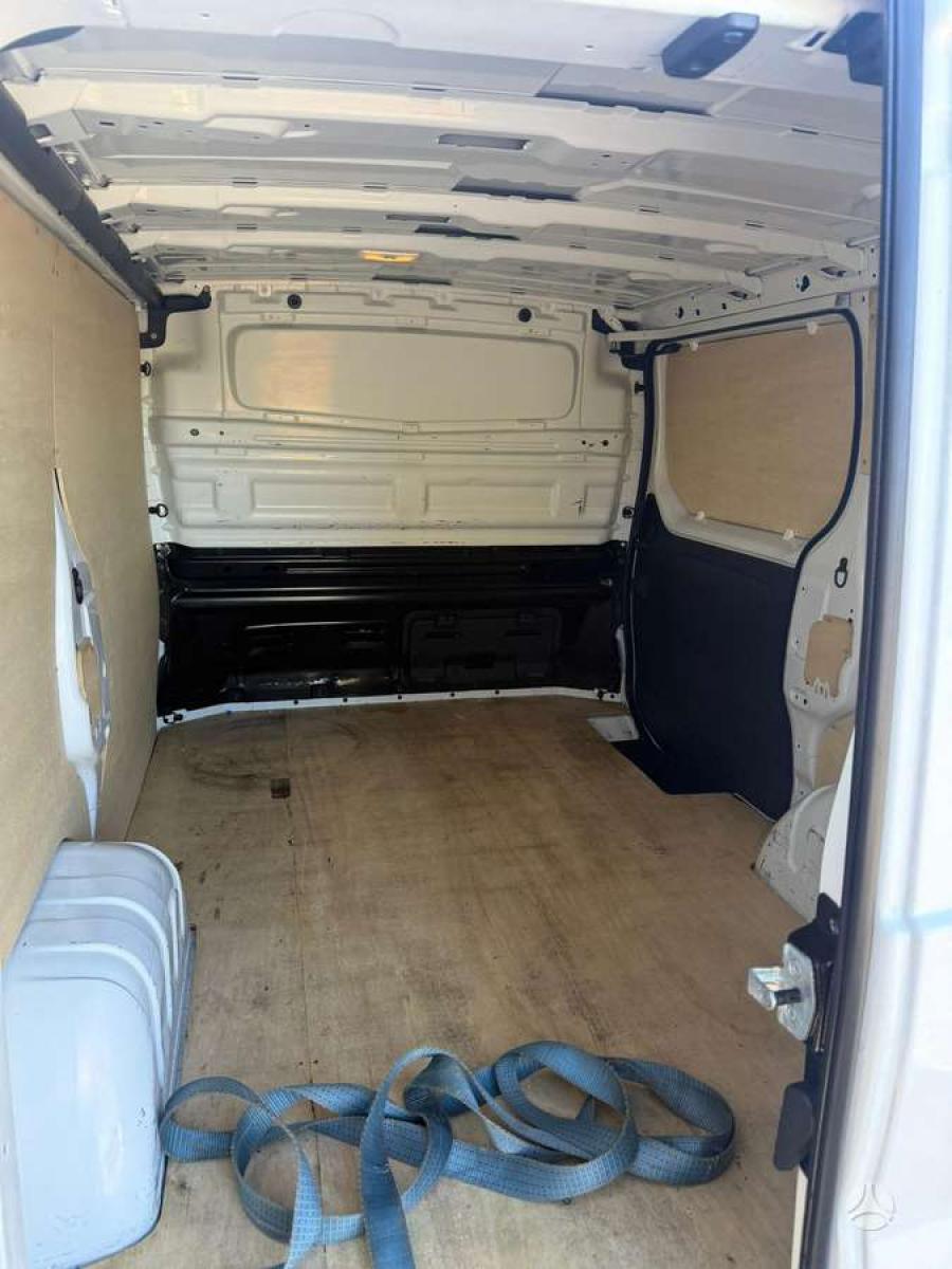 Balts Renault Trafic 2020 Kauņa, ar dzinēja tilpumu 1.60 L un nobraukumu 270 tūkst. km par 5450 €, foto 11 vietnē AUTOMOTO.COM.LV