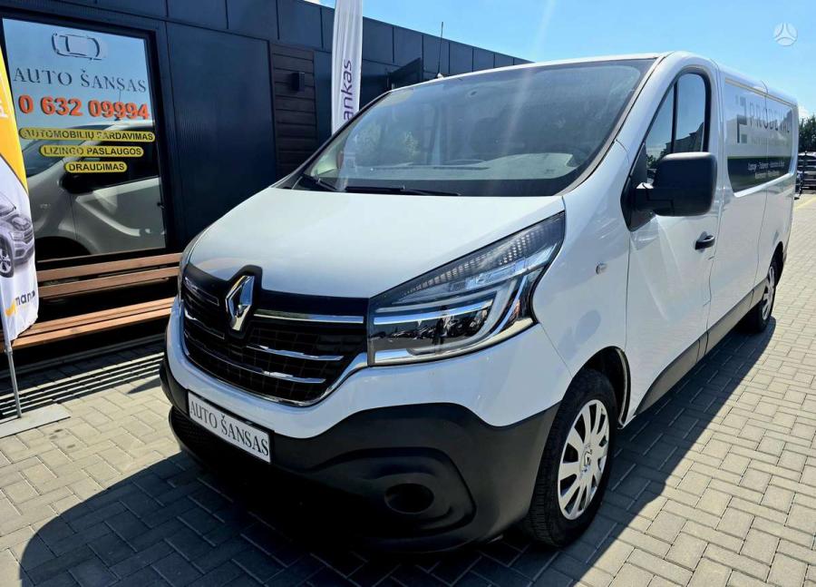 Balts Renault Trafic 2020 Tauragė, ar dzinēja tilpumu 2.00 L un nobraukumu 262 tūkst. km par 9438 €, foto 12 vietnē AUTOMOTO.COM.LV