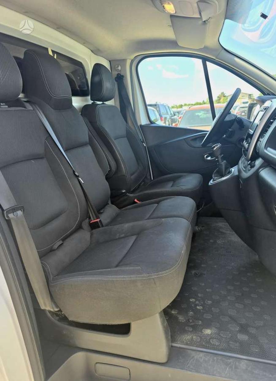 Balts Renault Trafic 2020 Tauragė, ar dzinēja tilpumu 2.00 L un nobraukumu 262 tūkst. km par 9438 €, foto 17 vietnē AUTOMOTO.COM.LV