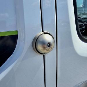Balts Renault Trafic 2020 Tauragė, ar dzinēja tilpumu 2.00 L un nobraukumu 262 tūkst. km par 9438 €, foto 25 vietnē AUTOMOTO.COM.LV