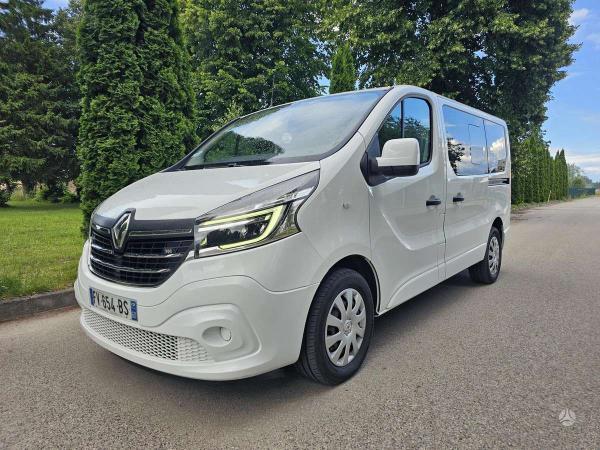 White Renault Trafic 2020 in Taurage, with an engine capacity of 2.00 L and mileage of 157 thousand km for 12500 €, photo 1 on AUTOMOTO.COM.LV