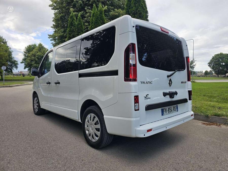 Balts Renault Trafic 2020 Tauragė, ar dzinēja tilpumu 2.00 L un nobraukumu 157 tūkst. km par 12500 €, foto 10 vietnē AUTOMOTO.COM.LV