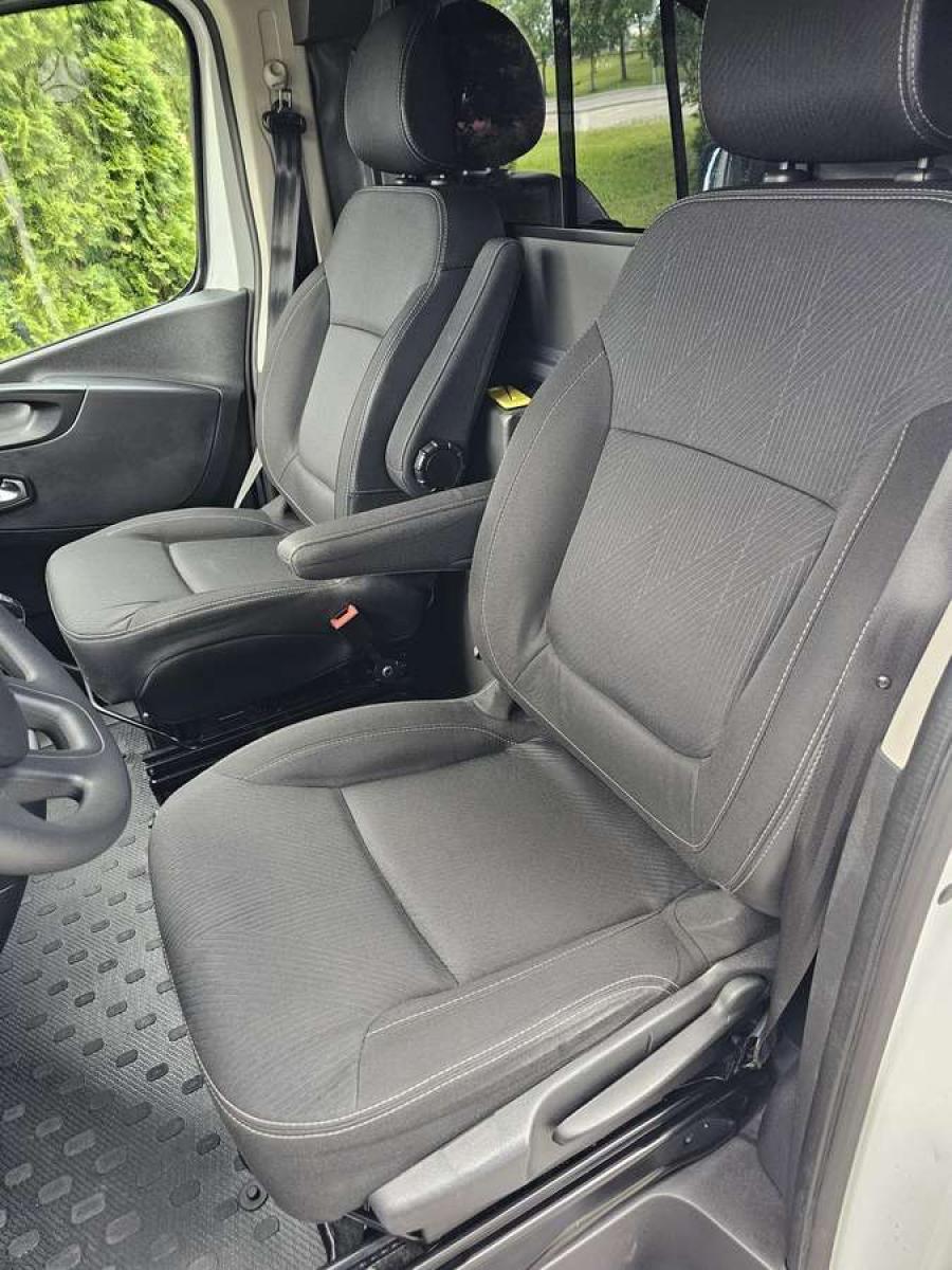 Balts Renault Trafic 2020 Tauragė, ar dzinēja tilpumu 2.00 L un nobraukumu 157 tūkst. km par 12500 €, foto 13 vietnē AUTOMOTO.COM.LV