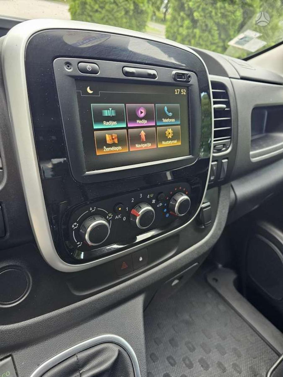 Balts Renault Trafic 2020 Tauragė, ar dzinēja tilpumu 2.00 L un nobraukumu 157 tūkst. km par 12500 €, foto 17 vietnē AUTOMOTO.COM.LV