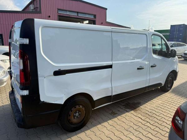 White Renault Trafic 2020 in Kaunas, with an engine capacity of 2.00 L and mileage of 272 thousand km for 5750 €, photo 2 on AUTOMOTO.COM.LV