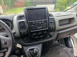 White Renault Trafic 2020 in Taurage, with an engine capacity of 1.60 L and mileage of 250 thousand km for 9200 €, photo 6 on AUTOMOTO.COM.LV