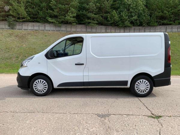 White Renault Trafic 2020 in Vilnius, with an engine capacity of 1.60 L and mileage of 170 thousand km for 8954 €, photo 4 on AUTOMOTO.COM.LV