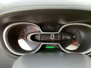 White Renault Trafic 2020 in Vilnius, with an engine capacity of 1.60 L and mileage of 170 thousand km for 8954 €, photo 13 on AUTOMOTO.COM.LV
