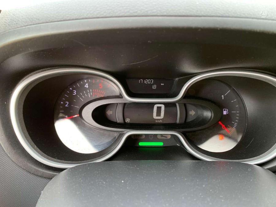 White Renault Trafic 2020 in Vilnius, with an engine capacity of 1.60 L and mileage of 170 thousand km for 8954 €, photo 13 on AUTOMOTO.COM.LV