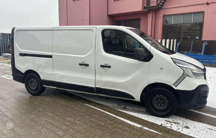 Balts Renault Trafic 2021 Kauņa, ar dzinēja tilpumu 2.00 L un nobraukumu 220 tūkst. km par 6450 €, foto 3 vietnē AUTOMOTO.COM.LV