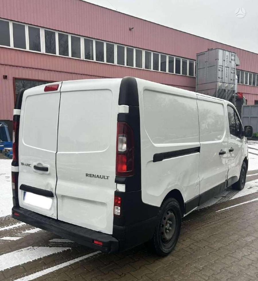 Balts Renault Trafic 2021 Kauņa, ar dzinēja tilpumu 2.00 L un nobraukumu 220 tūkst. km par 6450 €, foto 7 vietnē AUTOMOTO.COM.LV