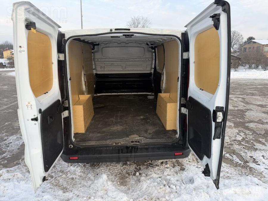 Balts Renault Trafic 2021 Ogre, ar dzinēja tilpumu 2.00 L un nobraukumu 139 tūkst. km par 14800 €, foto 7 vietnē AUTOMOTO.COM.LV