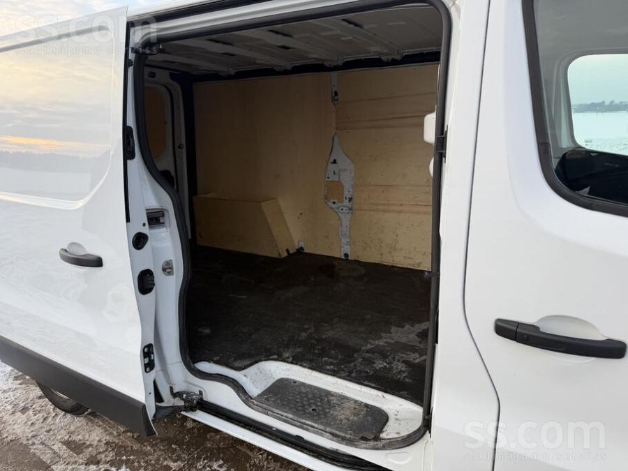 Balts Renault Trafic 2021 Ogre, ar dzinēja tilpumu 2.00 L un nobraukumu 139 tūkst. km par 14800 €, foto 8 vietnē AUTOMOTO.COM.LV