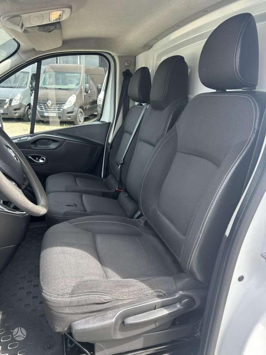 Balts Renault Trafic 2021 Kauņa, ar dzinēja tilpumu 2.00 L un nobraukumu 210 tūkst. km par 5950 €, foto 9 vietnē AUTOMOTO.COM.LV