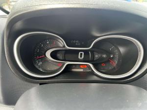 Balts Renault Trafic 2021 Kauņa, ar dzinēja tilpumu 2.00 L un nobraukumu 210 tūkst. km par 5950 €, foto 11 vietnē AUTOMOTO.COM.LV