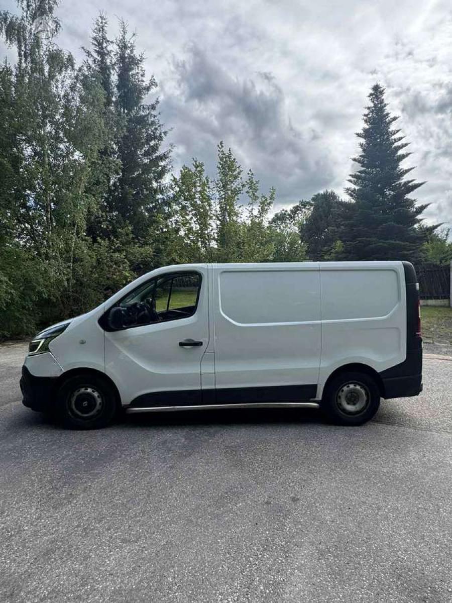 Balts Renault Trafic 2021 Viļņa, ar dzinēja tilpumu 2.00 L un nobraukumu 128 tūkst. km par 9100 €, foto 3 vietnē AUTOMOTO.COM.LV