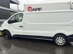 White Renault Trafic 2021 in Kaunas, with an engine capacity of 2.00 L and mileage of 300 thousand km for 5750 €, photo 6 on AUTOMOTO.COM.LV