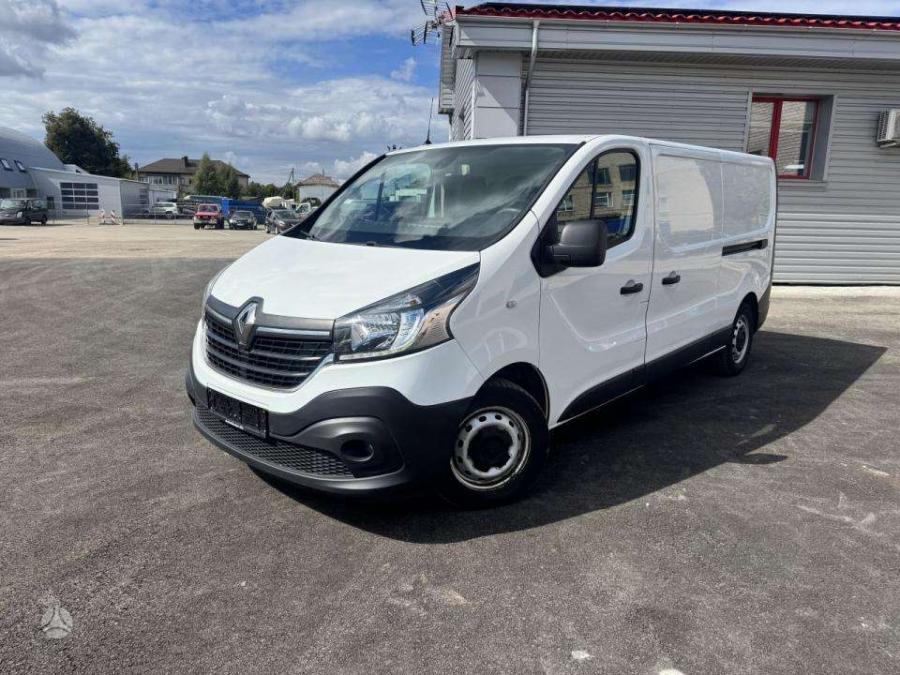 White Renault Trafic 2021 in Radviliskis, with an engine capacity of 2.00 L and mileage of 184 thousand km for 10829 €, photo 1 on AUTOMOTO.COM.LV