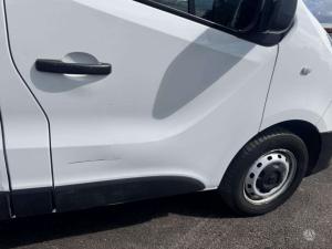 White Renault Trafic 2021 in Radviliskis, with an engine capacity of 2.00 L and mileage of 184 thousand km for 10829 €, photo 25 on AUTOMOTO.COM.LV