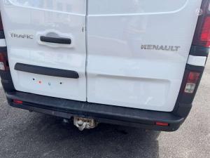 White Renault Trafic 2021 in Radviliskis, with an engine capacity of 2.00 L and mileage of 184 thousand km for 10829 €, photo 28 on AUTOMOTO.COM.LV