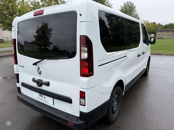 Renault Trafic 2021 Šilutė vietnē Balts Renault Trafic 2021 Šilutė, ar dzinēja tilpumu 2.00 L un nobraukumu 243 tūkst. km par 8990 €, foto 4 vietnē AUTOMOTO.COM.LV