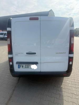White Renault Trafic 2021 in Kaunas, with an engine capacity of 2.00 L and mileage of 258 thousand km for 5250 €, photo 13 on AUTOMOTO.COM.LV