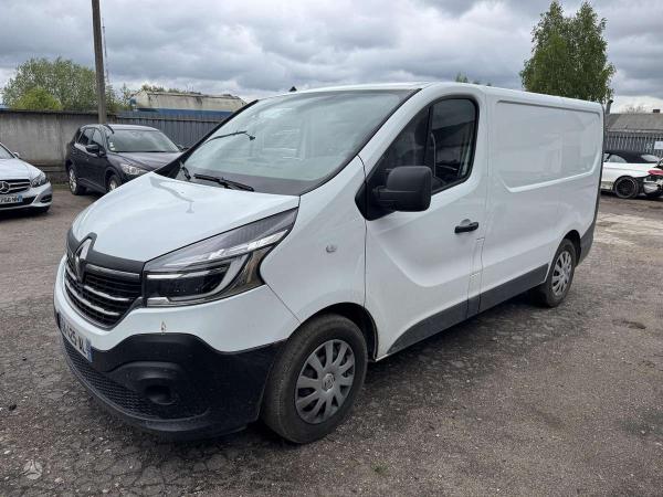 White Renault Trafic 2021 in Taurage, with an engine capacity of 2.00 L and mileage of 39 thousand km for 12900 €, photo 4 on AUTOMOTO.COM.LV