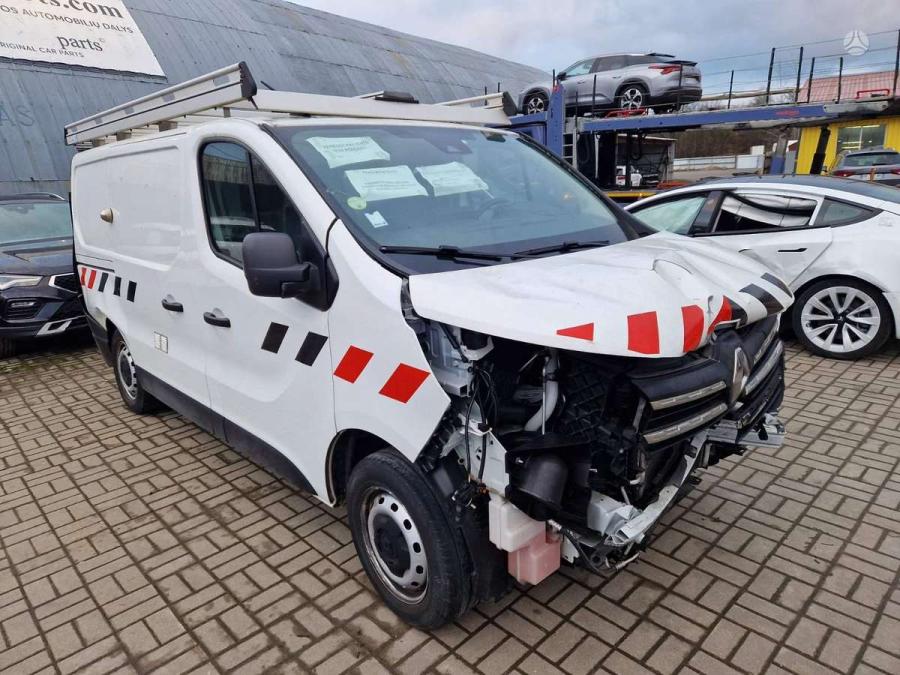 Balts Renault Trafic 2022 Kauņa, ar dzinēja tilpumu 2.00 L un nobraukumu 65 tūkst. km par 6700 €, foto 2 vietnē AUTOMOTO.COM.LV