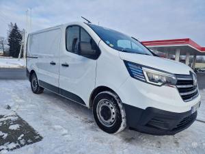 White Renault Trafic 2022 in Taurage, with an engine capacity of 2.00 L and mileage of 300 thousand km for 9700 €, photo 3 on AUTOMOTO.COM.LV