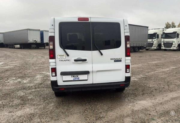 Balts Renault Trafic 2023 Kauņa, ar dzinēja tilpumu 0.00 L un nobraukumu 575 tūkst. km par 16335 €, foto 5 vietnē AUTOMOTO.COM.LV