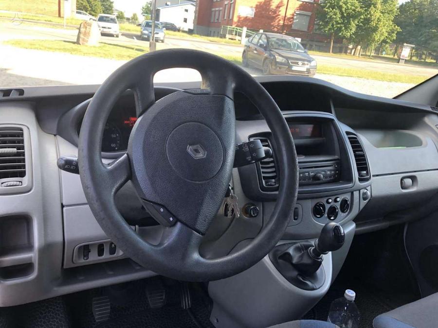 Balts Renault Trafic 2023 Radviliškis, ar dzinēja tilpumu 2.00 L un nobraukumu 260 tūkst. km par 6500 €, foto 7 vietnē AUTOMOTO.COM.LV