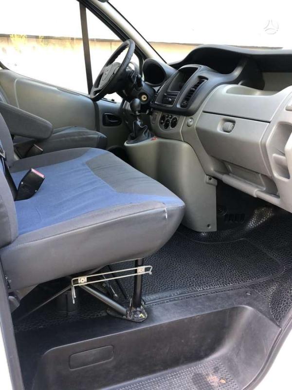 Balts Renault Trafic 2023 Radviliškis, ar dzinēja tilpumu 2.00 L un nobraukumu 260 tūkst. km par 6500 €, foto 10 vietnē AUTOMOTO.COM.LV