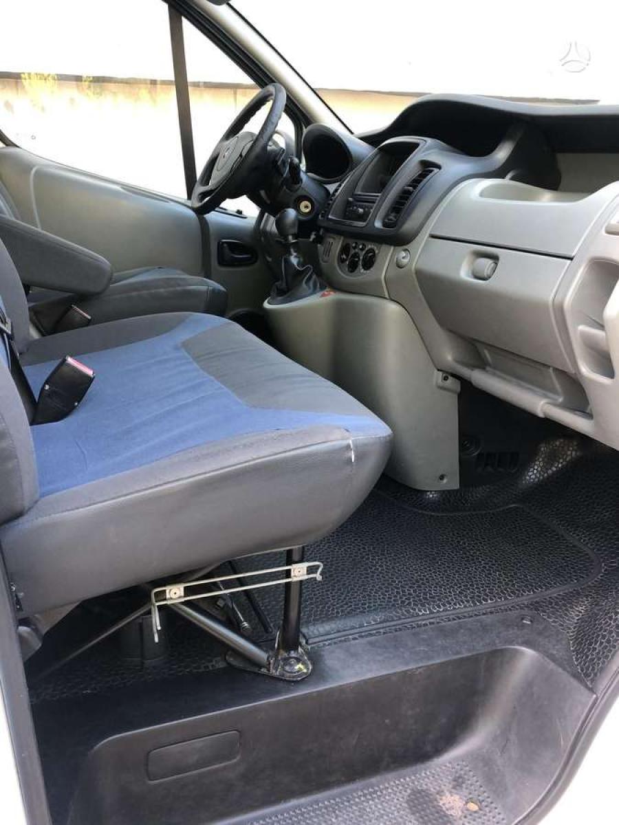 Balts Renault Trafic 2023 Radviliškis, ar dzinēja tilpumu 2.00 L un nobraukumu 260 tūkst. km par 6500 €, foto 11 vietnē AUTOMOTO.COM.LV