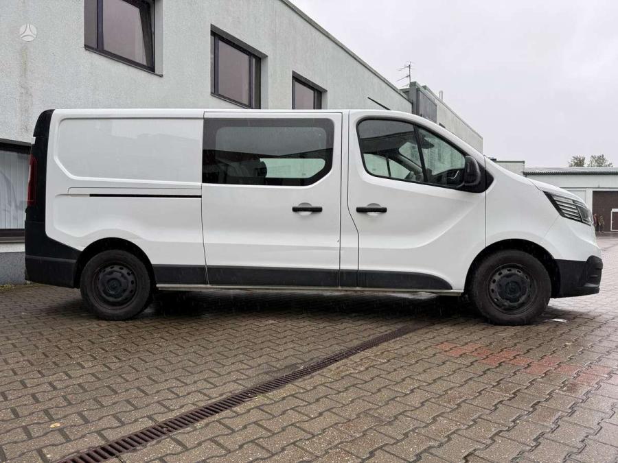 Balts Renault Trafic 2023 Rīga, ar dzinēja tilpumu 2.00 L un nobraukumu 175 tūkst. km par 15950 €, foto 5 vietnē AUTOMOTO.COM.LV
