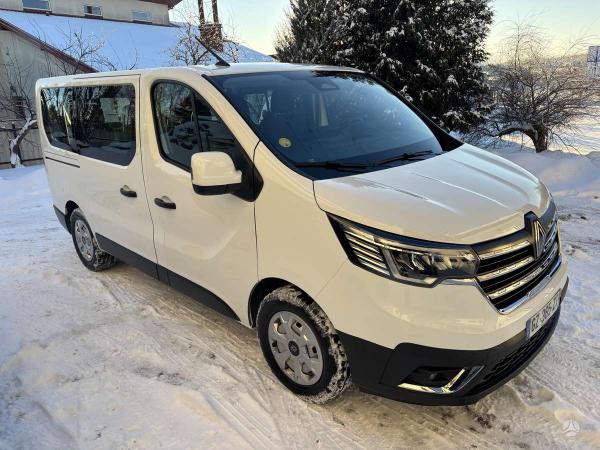 White Renault Trafic 2024 in Kaunas, with an engine capacity of 2.00 L and mileage of 34 thousand km for 29900 €, photo 4 on AUTOMOTO.COM.LV