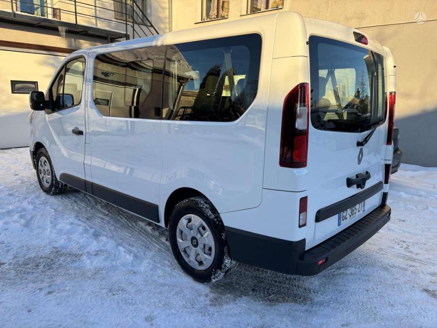 Balts Renault Trafic 2024 Kauņa, ar dzinēja tilpumu 2.00 L un nobraukumu 34 tūkst. km par 29900 €, foto 7 vietnē AUTOMOTO.COM.LV