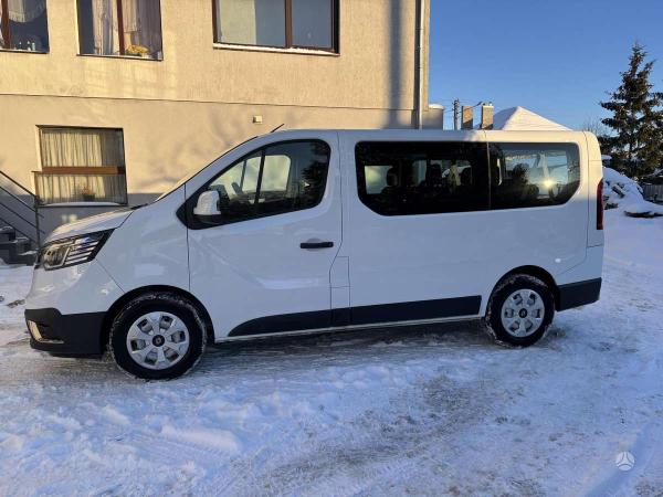 White Renault Trafic 2024 in Kaunas, with an engine capacity of 2.00 L and mileage of 34 thousand km for 29900 €, photo 8 on AUTOMOTO.COM.LV