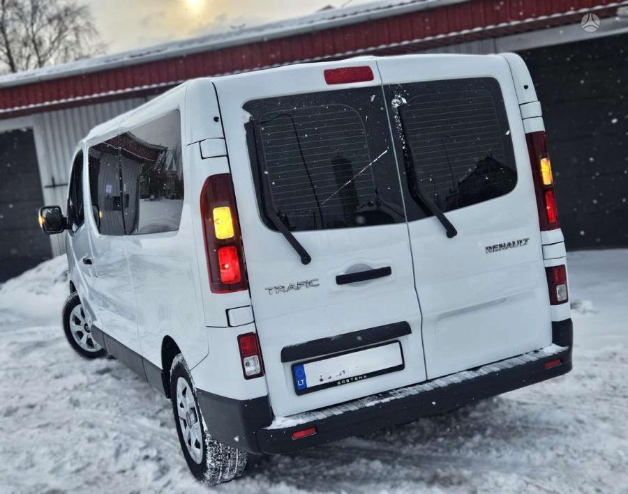 Balts Renault Trafic 2024 Klaipėda, ar dzinēja tilpumu 2.00 L un nobraukumu 36 tūkst. km par 30499 €, foto 2 vietnē AUTOMOTO.COM.LV