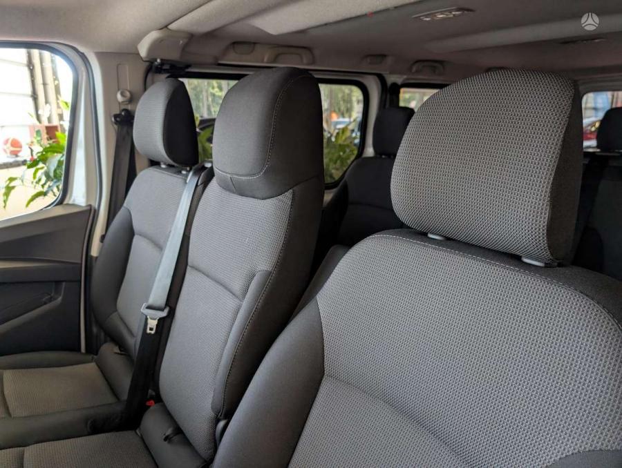 Balts Renault Trafic 2024 Kauņa, ar dzinēja tilpumu 2.00 L un nobraukumu 181 tūkst. km par 28900 €, foto 6 vietnē AUTOMOTO.COM.LV