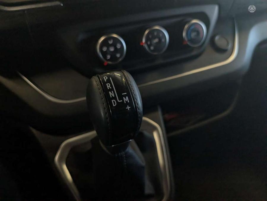 Balts Renault Trafic 2024 Kauņa, ar dzinēja tilpumu 2.00 L un nobraukumu 181 tūkst. km par 28900 €, foto 9 vietnē AUTOMOTO.COM.LV