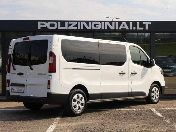 White Renault Trafic 2024 in Vilnius, with an engine capacity of 2.00 L and mileage of 136 thousand km for 28950 €, photo 4 on AUTOMOTO.COM.LV