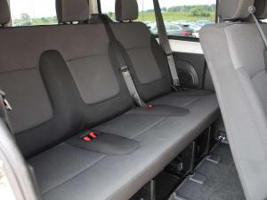 White Renault Trafic 2024 in Vilnius, with an engine capacity of 2.00 L and mileage of 136 thousand km for 28950 €, photo 16 on AUTOMOTO.COM.LV