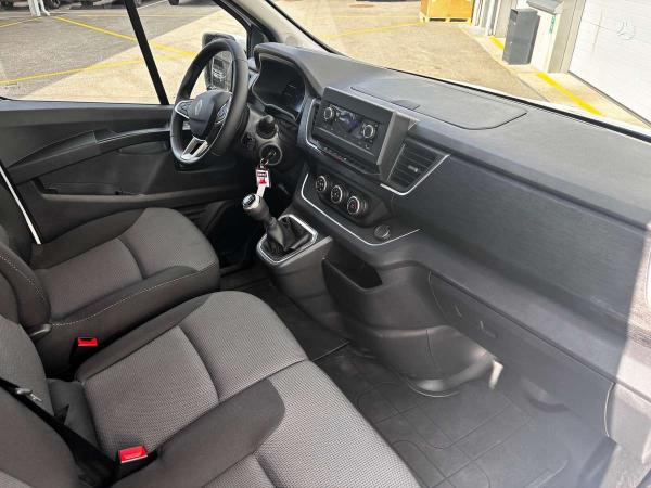 Balts Renault Trafic 2025 Viļņa, ar dzinēja tilpumu 2.00 L un nobraukumu 18 tūkst. km par 33550 €, foto 9 vietnē AUTOMOTO.COM.LV
