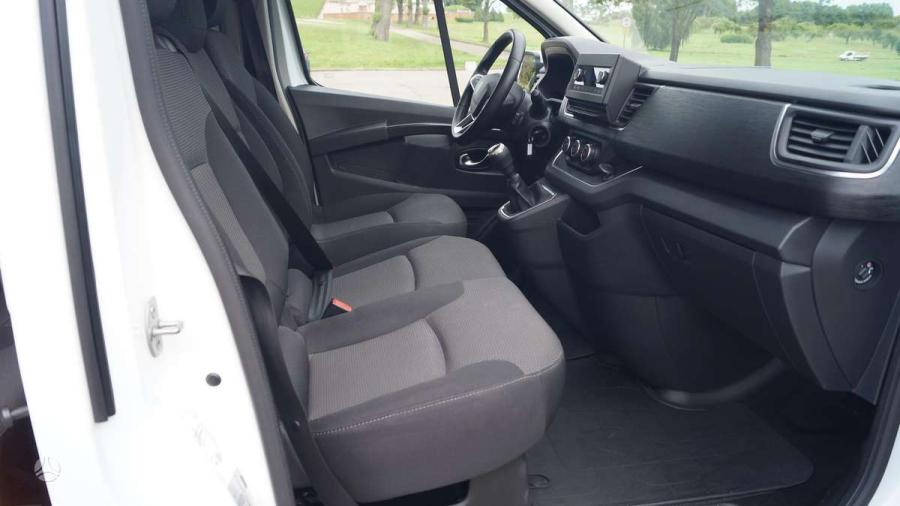 Balts Renault Trafic 2025 Kauņa, ar dzinēja tilpumu 2.00 L un nobraukumu 245 tūkst. km par 25990 €, foto 20 vietnē AUTOMOTO.COM.LV
