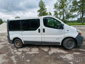 White Renault Trafic 2002 in Valmiera, with an engine capacity of 1.90 L and mileage of 428 thousand km for 2100 €, photo 4 on AUTOMOTO.COM.LV